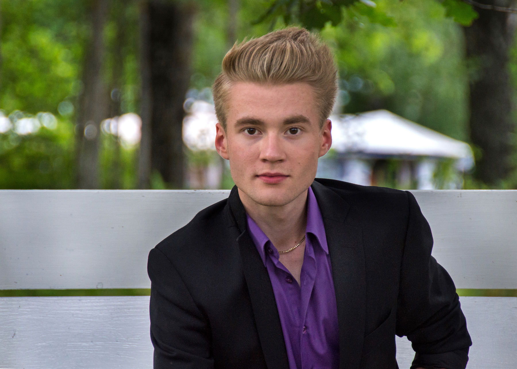 Kiinnostaako yrittäjyys? 17-vuotias esiintyjä Aatu Itkonen kertoo ...