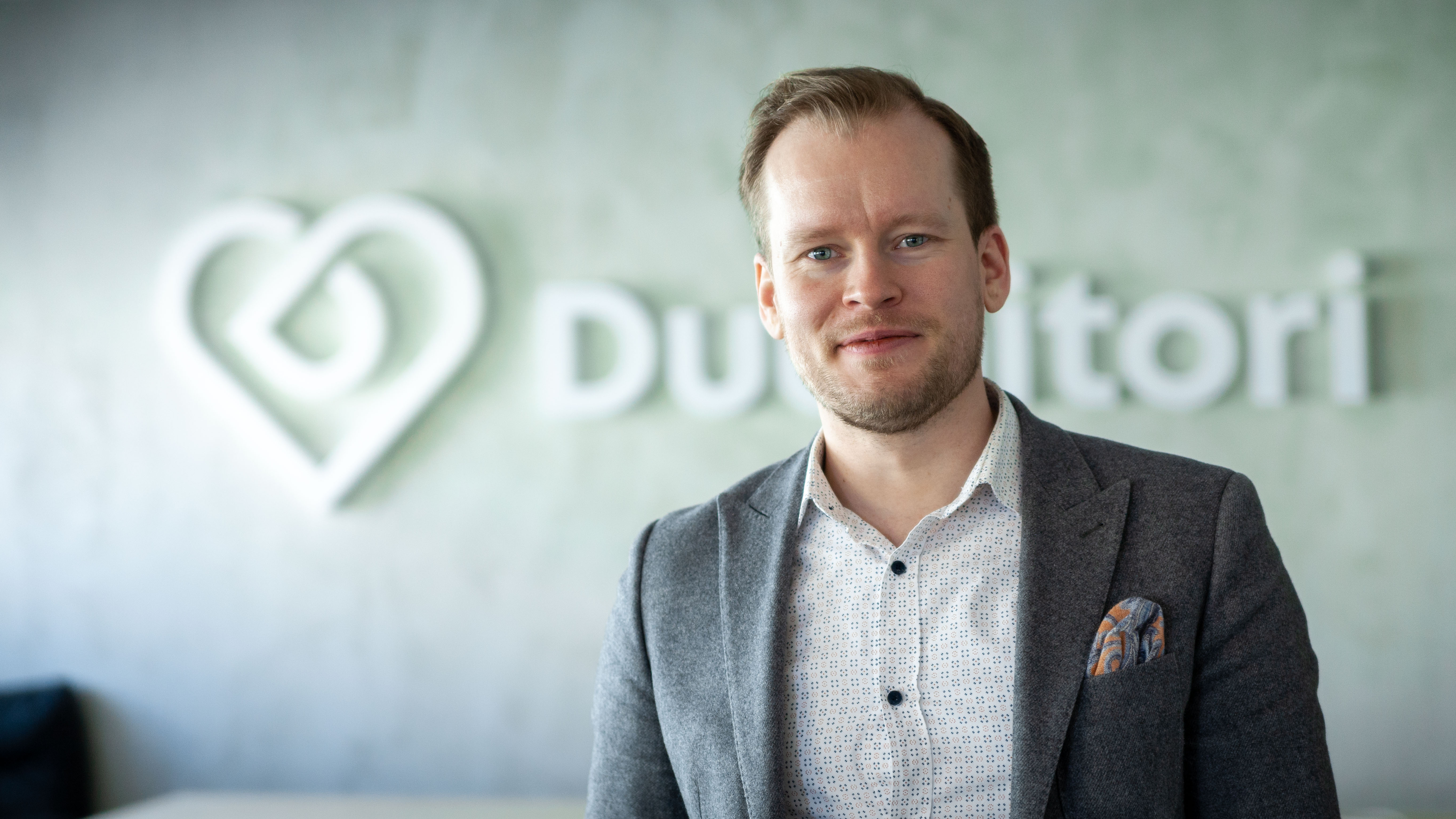Tuhannen asiakastapaamisen mies Lauri Iso-Markku, 29, syttyy rohkeasta ...