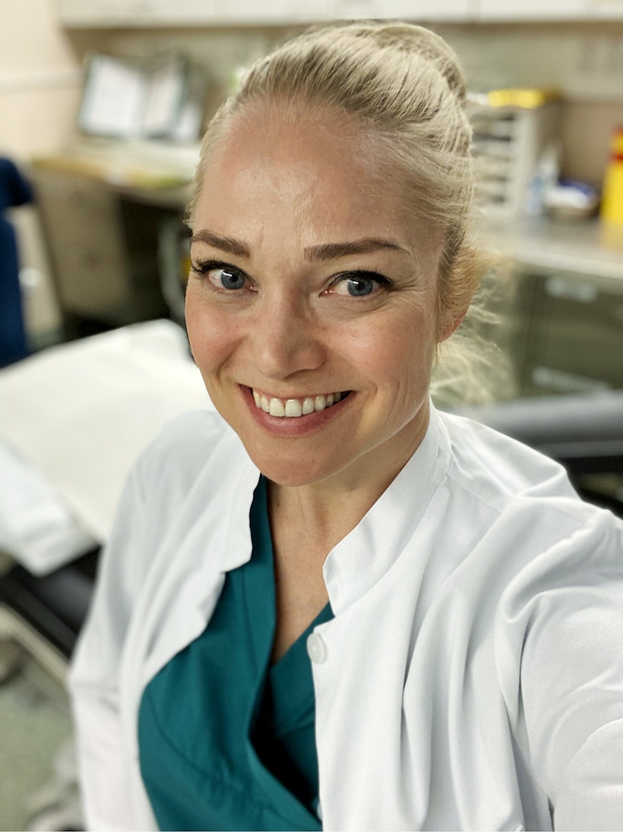 Koronavirus: Tv-lääkäri Pippa Laukka vaihtoi töihin sairaalaan - Duunitori Koronavirus: Tv-lääkäri Pippa Laukka vaihtoi töihin sairaalaan - Duunitori