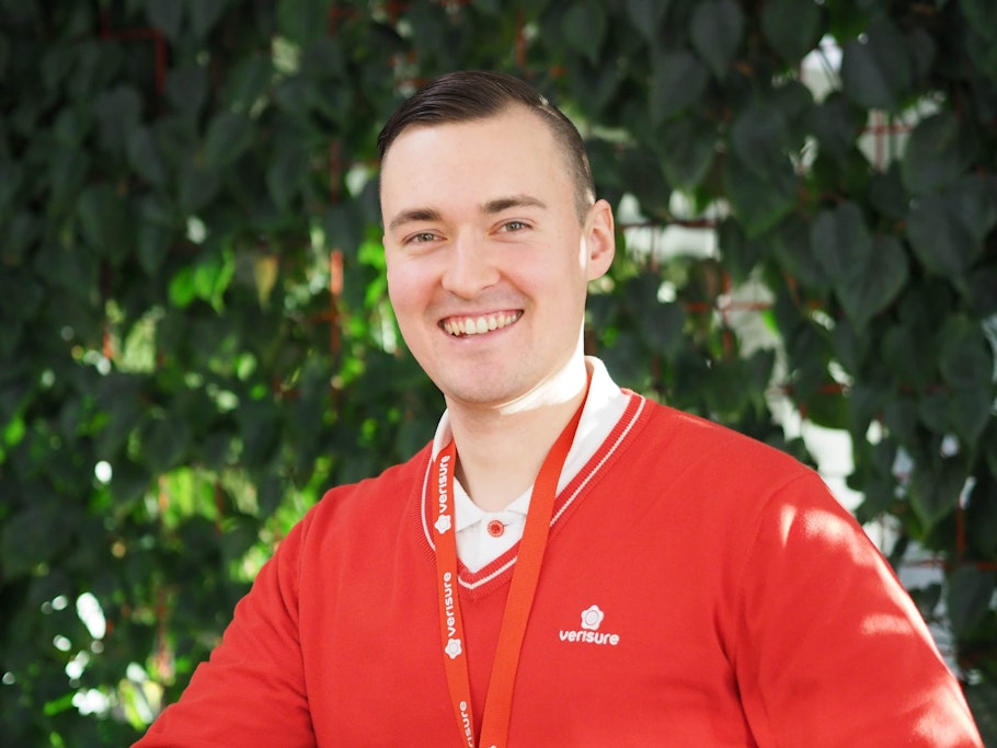 Palkka Verisurella - Näin turvapalvelumyyjä tienaa - Duunitori